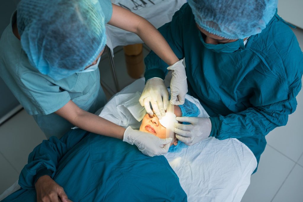 4 Types of Vision Correction Surgery | ICON Eyecare